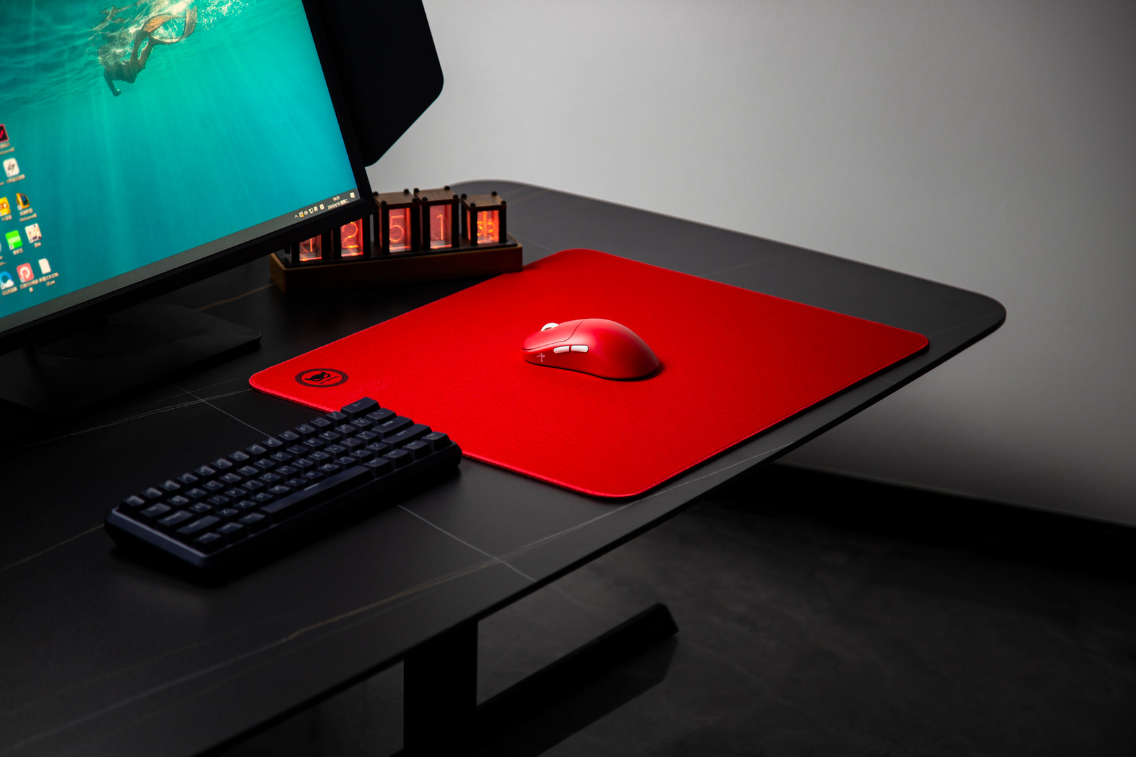 Falcon Mouse Pad – Waizowl Gear